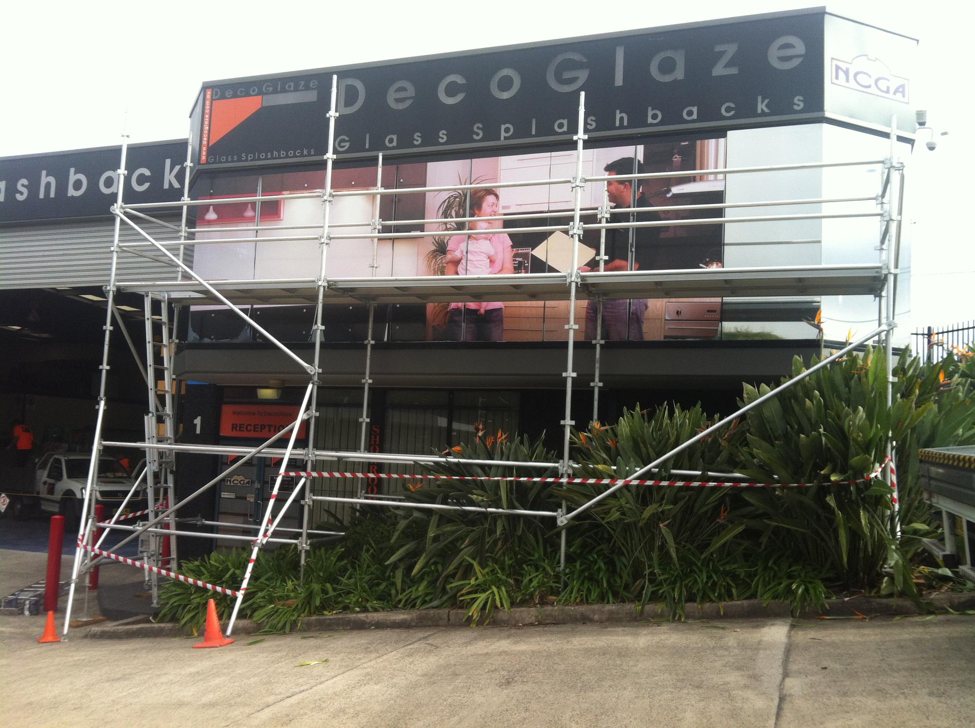 Sign Install at Seven Hills - Scaffold King